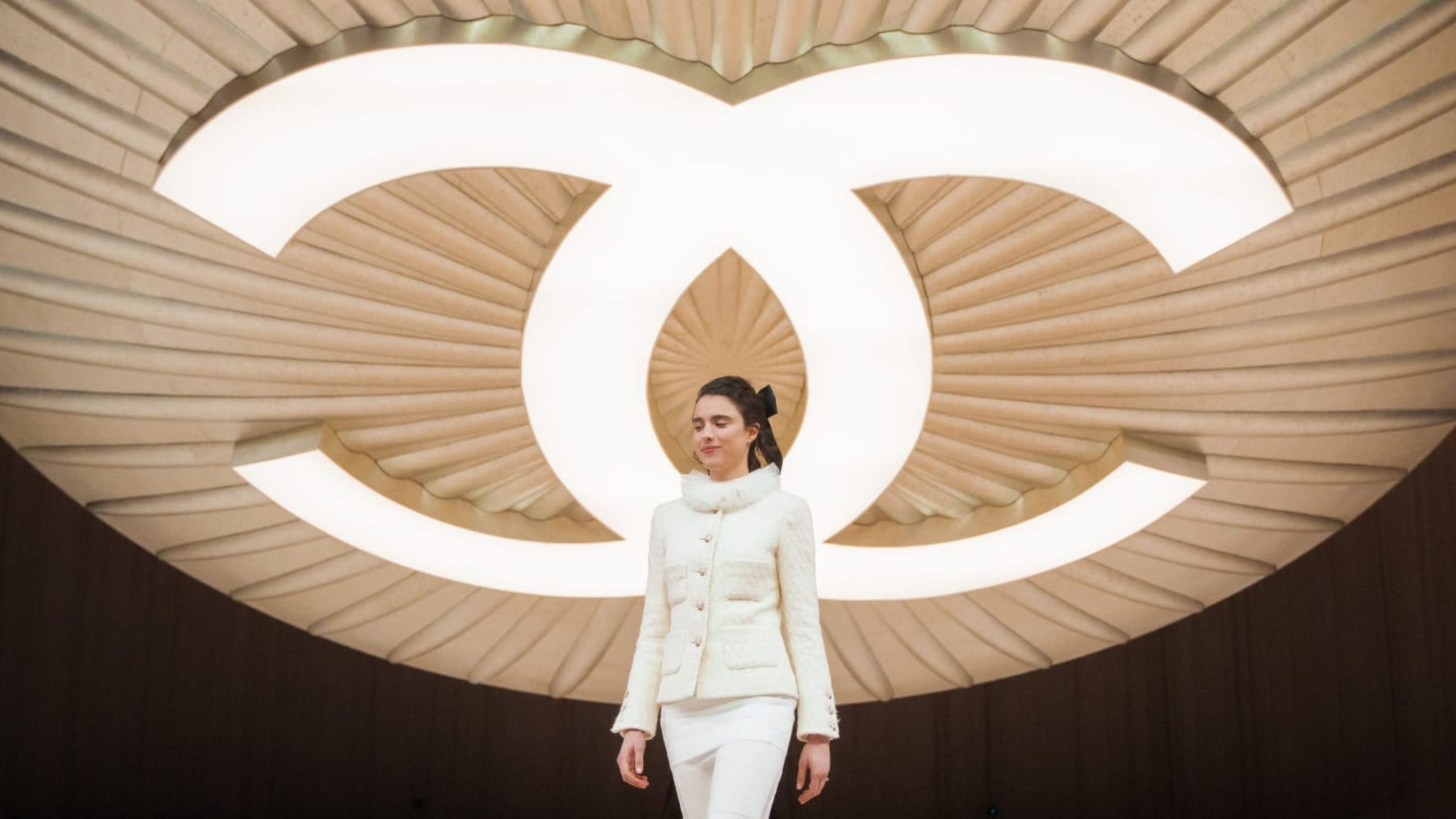 CHANEL Spring Summer 2024 Haute Couture: A Balletic Ode to Freedom ...